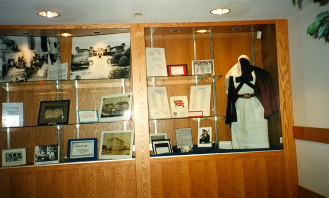 Pattison Pavilion Display Window: WWII Nursing - VGH SON - Archive ...